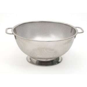 10 Best Stainless Steel Strainers (2025 Reviews) - Cookware Lovers